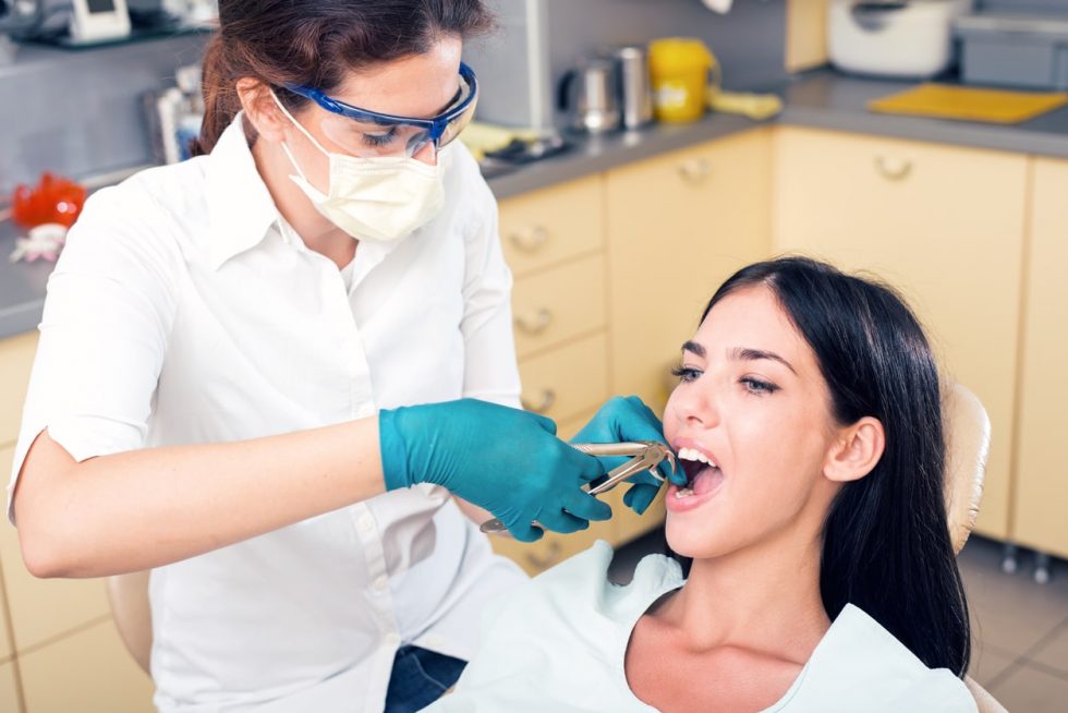 Hiruško vađenje umnjaka - Cvetković Dental Centar